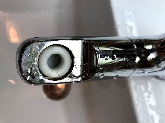 洗面用洗髪シングルレバー式混合栓（KVKのKF389FMS）の泡沫器の交換方法 | ぢゃいろぐ
